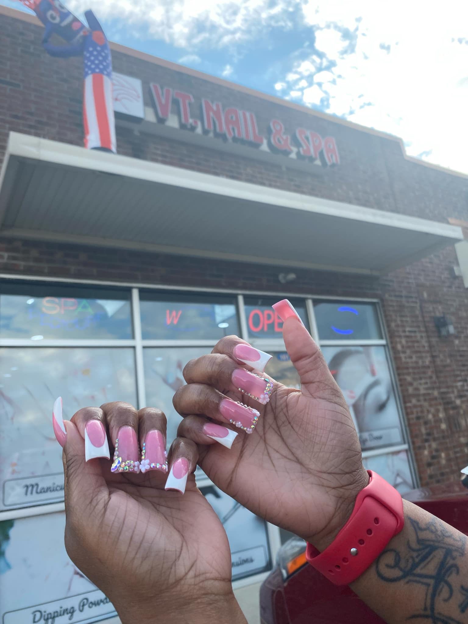 Home - VT Nails & Spa